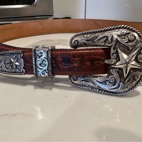 Tony Lama | Accessories | Tony Lama Western Belt In Great Condition ...